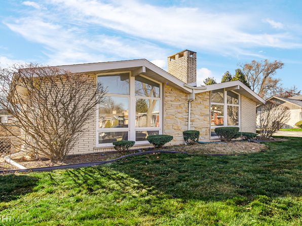 Hillside IL Real Estate - Hillside IL Homes For Sale | Zillow