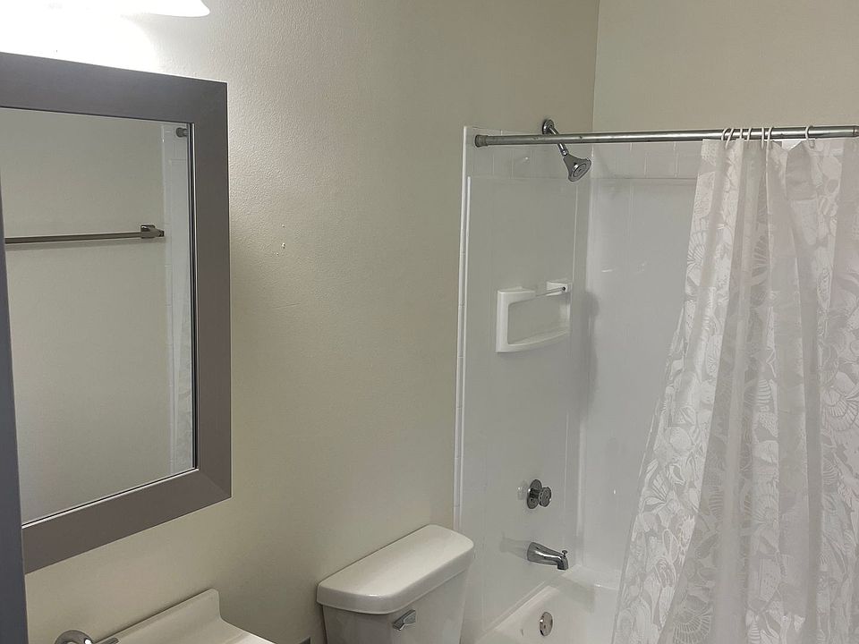 3036 La Salle Ave - 3036 La Salle Ave Rockford IL | Zillow
