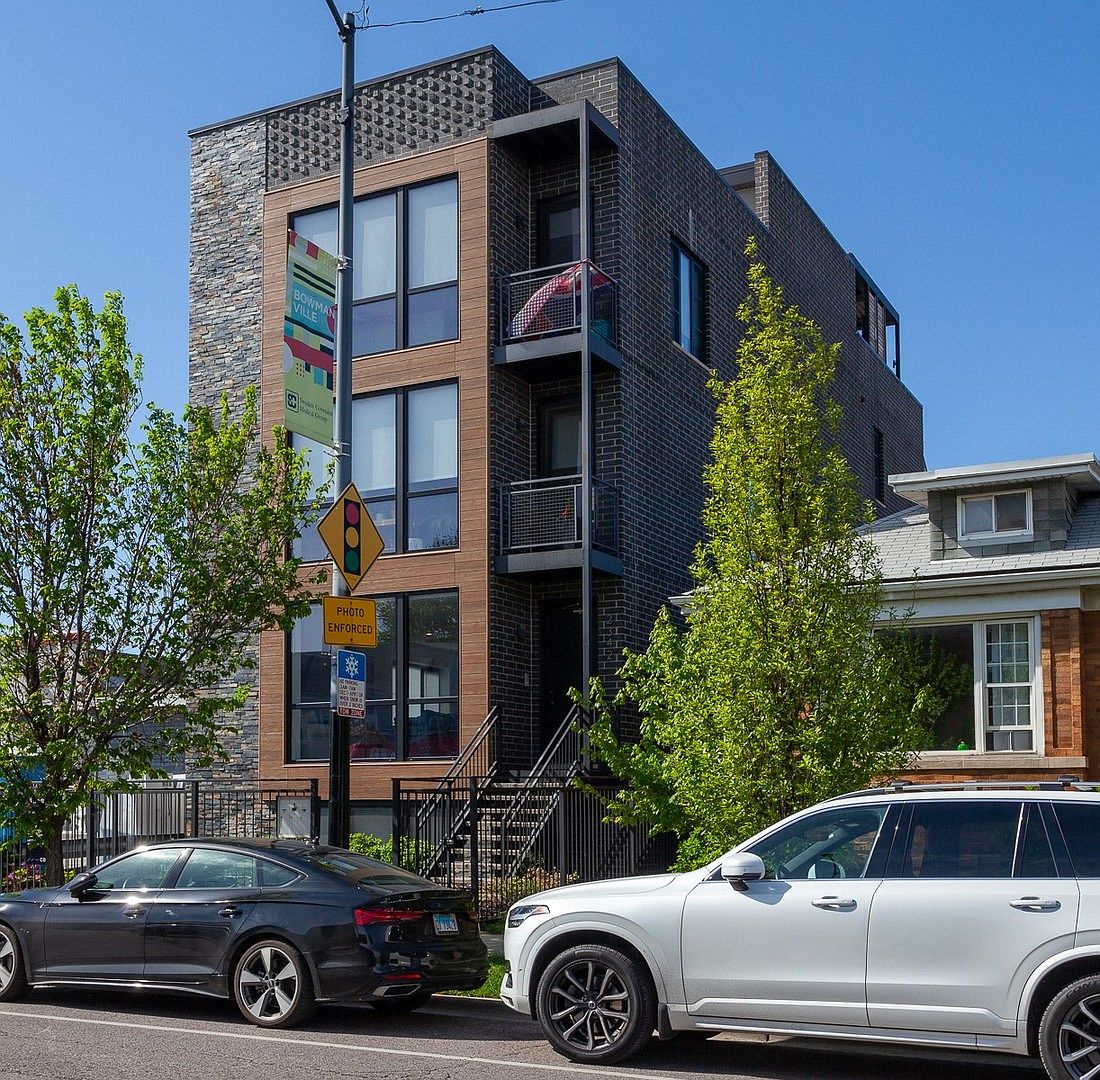 2342 W Foster Ave #1, Chicago, IL 60625 | Zillow