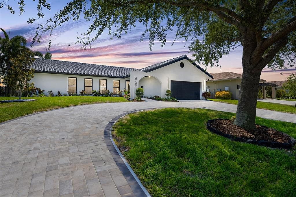 4749 Lansing St NE, Saint Petersburg, FL 33703 | MLS #T3529364 | Zillow