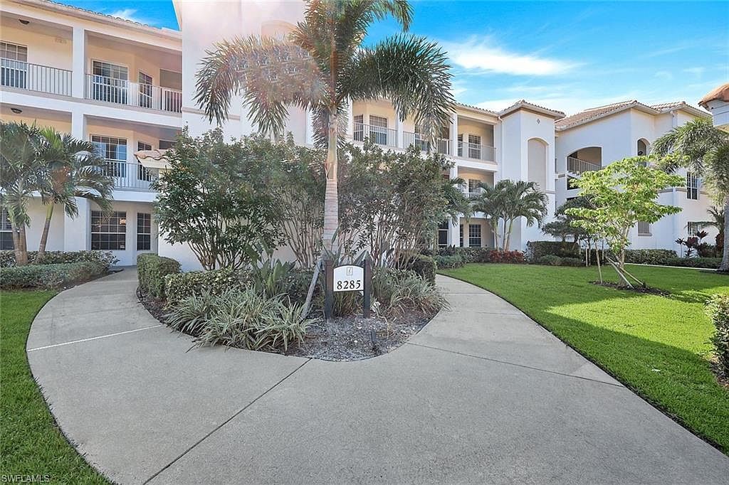 8285 Danbury BLVD #207, Naples, FL 34120 | Zillow