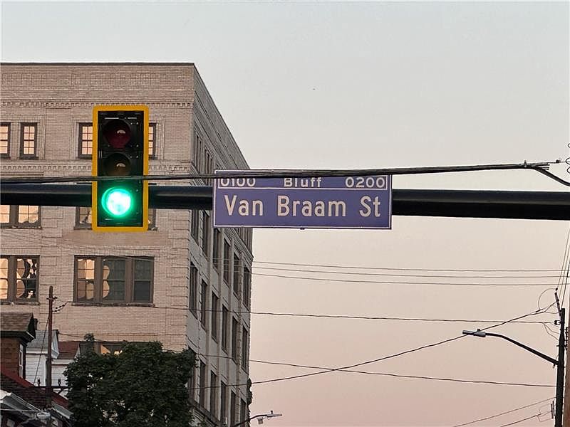 119 Van Braam St #1708, Pittsburgh, PA 15219 | MLS #1620000 | Zillow