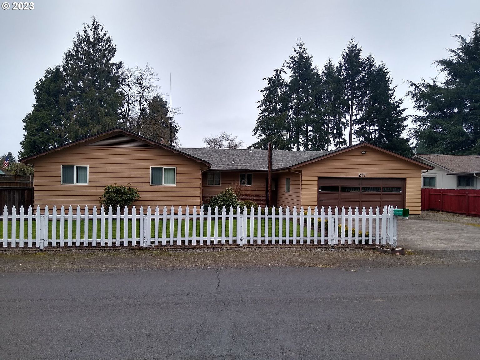217 Dibblee Ln, Eugene, OR 97404 | Zillow
