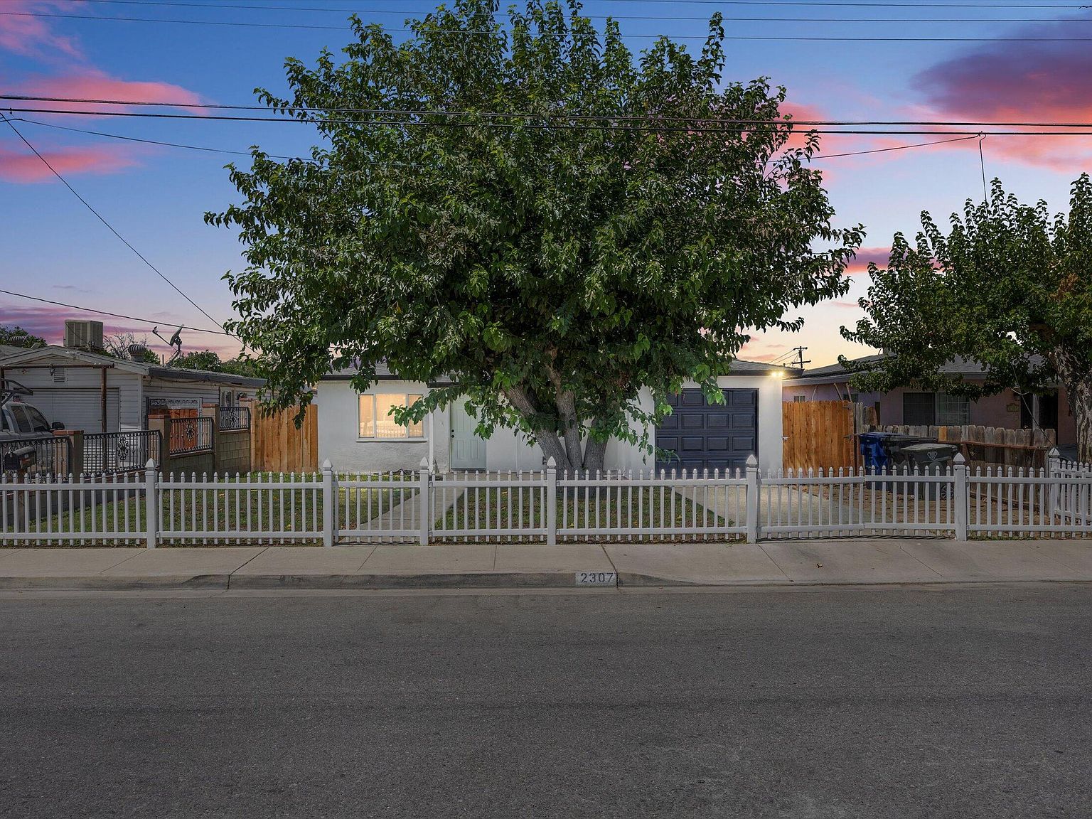 2307 Castro Lane, Bakersfield, CA 93304 | Zillow