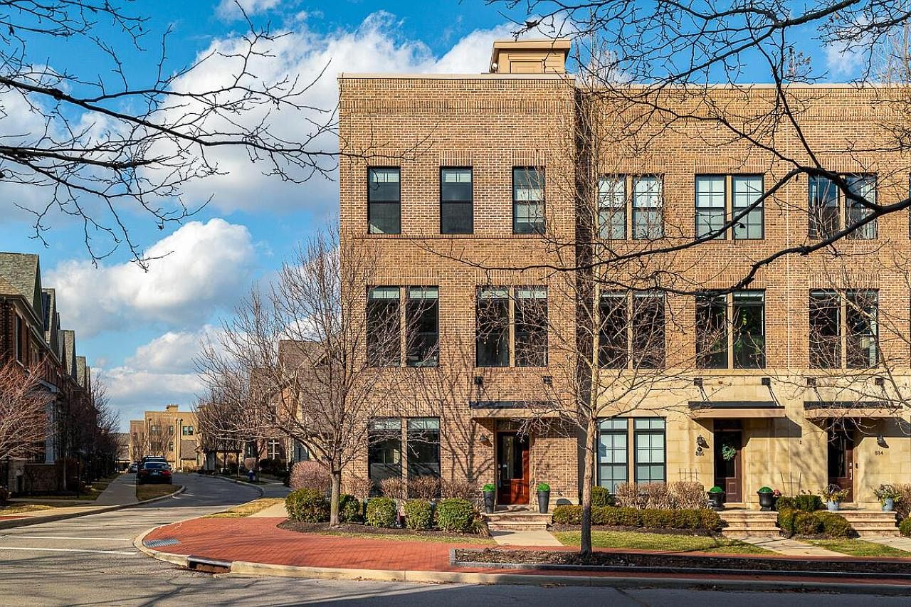 888 Burr Ave, Columbus, OH 43212 | Zillow