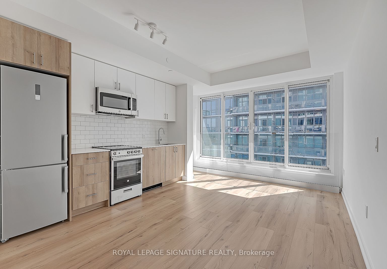 1195 Queens Ave #M03, Oakville, ON L6H 2B7 | Zillow