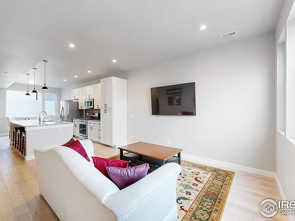 825 Crisman Dr #B-107, Longmont, CO 80501 | MLS #989559 | Zillow