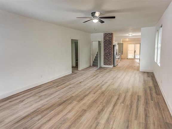 109 N 3rd St, Dupo, IL 62239 | MLS #25008770 | Zillow