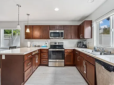 Puuwai Place - 94-470 Paiwa St Waipahu HI | Zillow