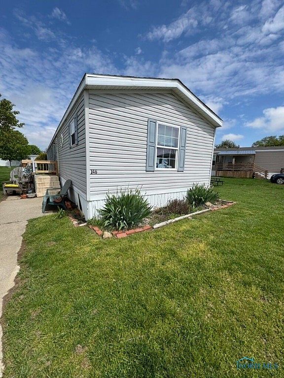 1285 N Shoop Ave, Wauseon, OH 43567 | Zillow
