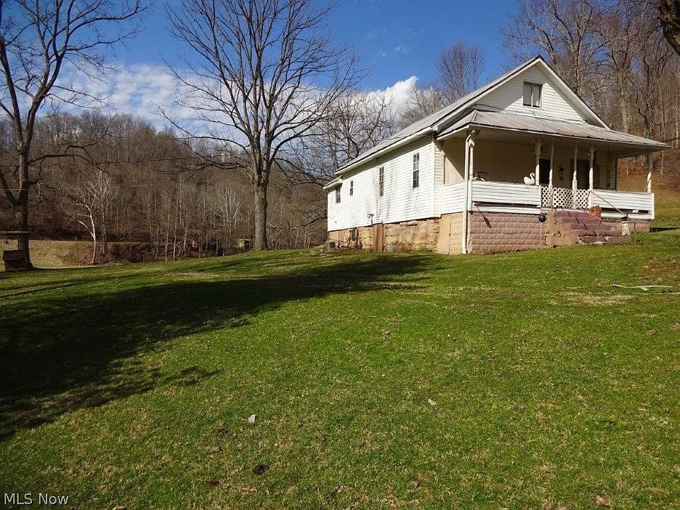 2993 Hollywood Rd, Newton, WV 25266 | Zillow