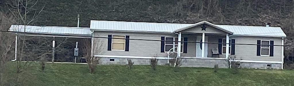 9637 State Route 122, Minnie, KY 41651 | MLS #121880 | Zillow