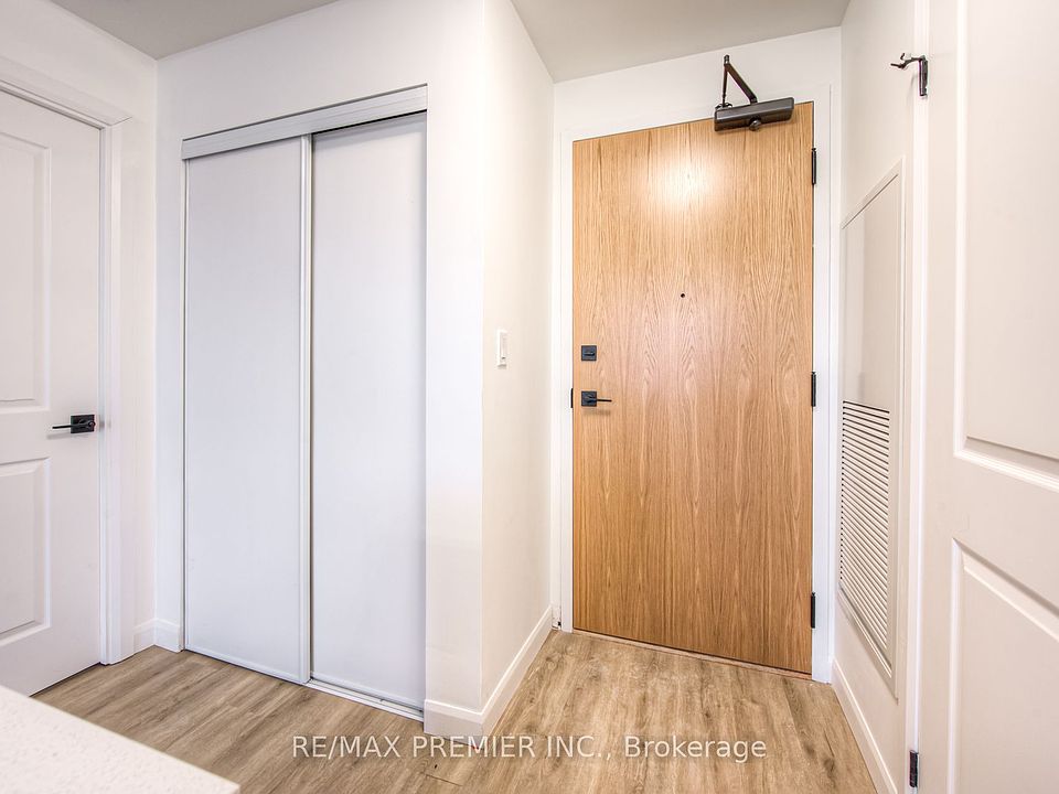 7 Erie Ave Brantford ON | Zillow