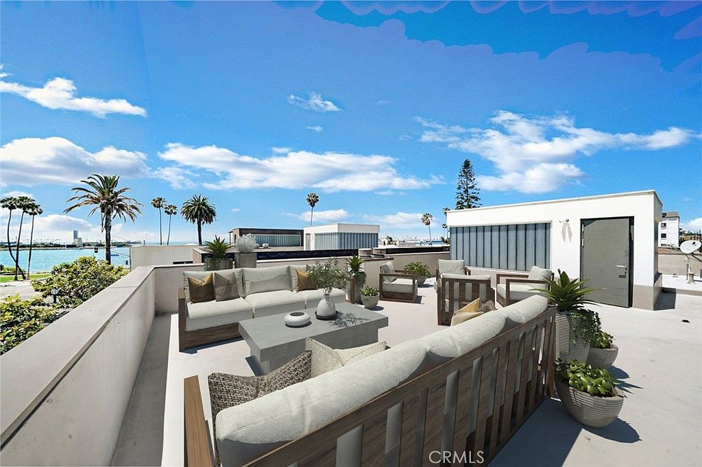 11 Temple Ave, Long Beach, CA 90803 | MLS #PW23188421 | Zillow