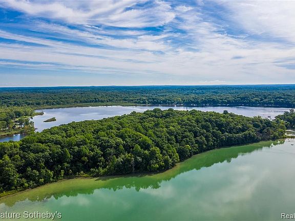 14625 Edgewater Dr, Gregory, MI 48137 | MLS #20230013150 | Zillow