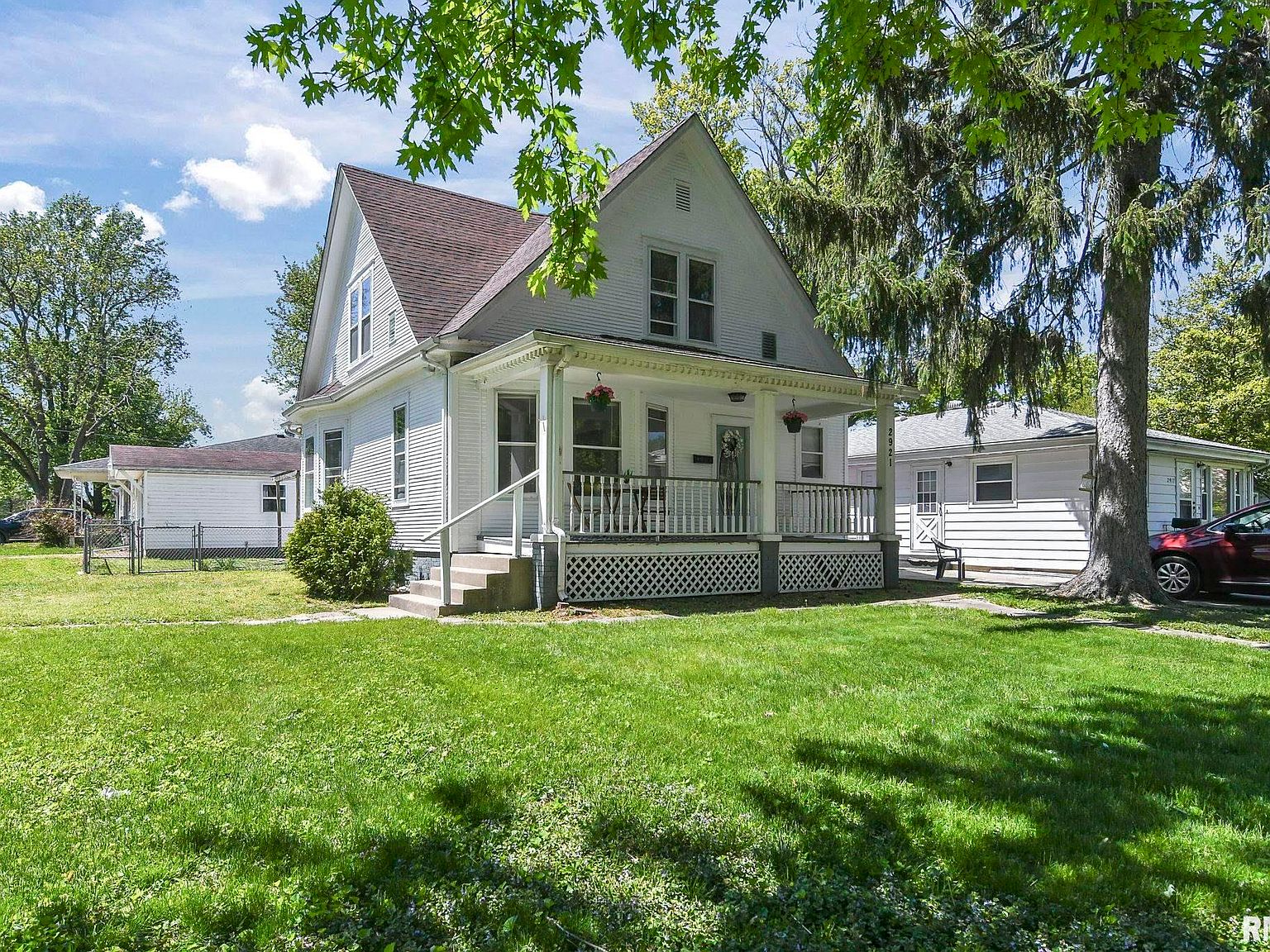 2921 S Park Ave, Jerome, IL 62704 | Zillow