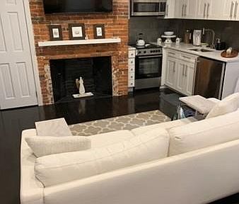 218 Washington St APT 2, Marblehead, MA 01945 | Zillow