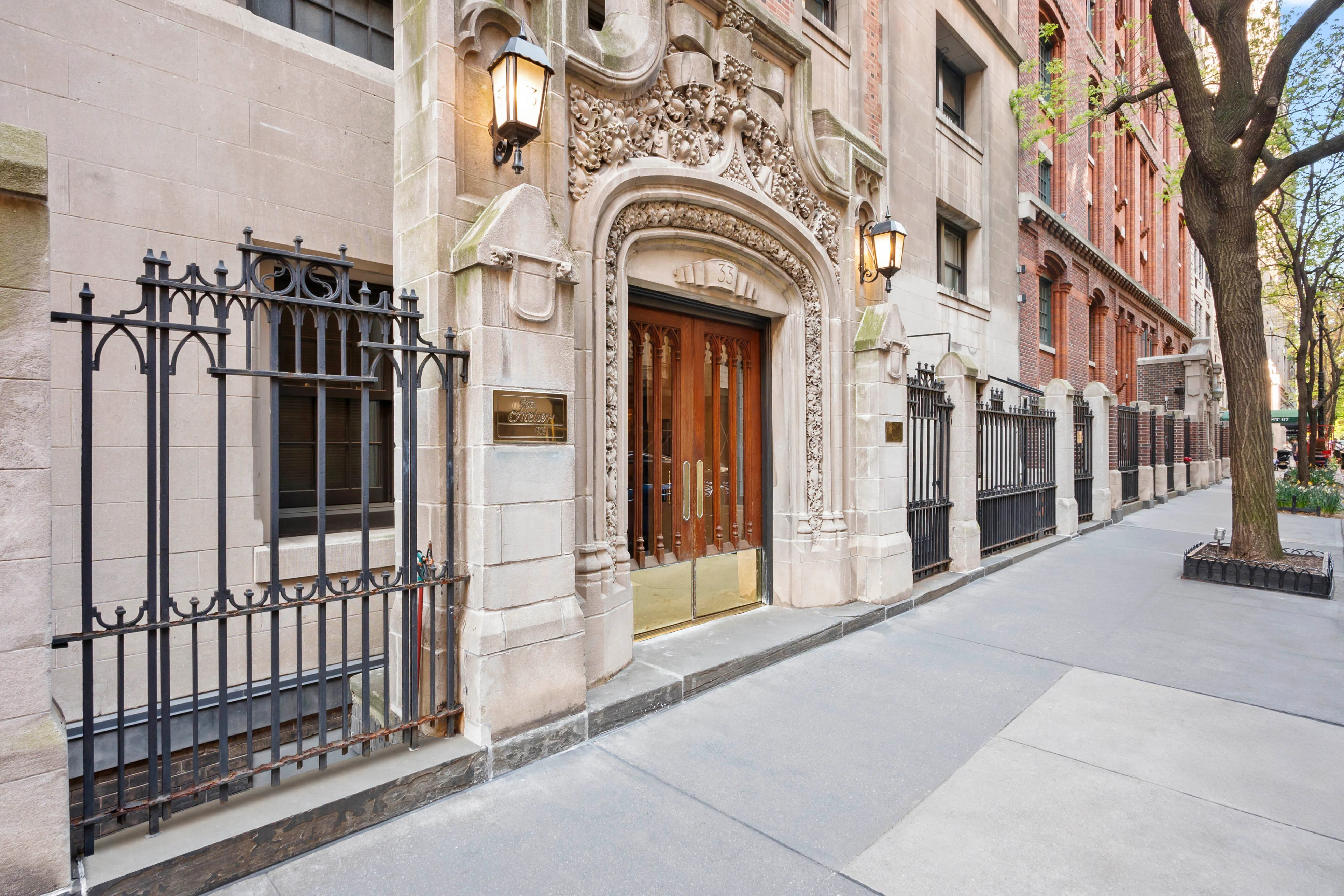 33 West 67th Street #4M in Lincoln Square, Manhattan | StreetEasy