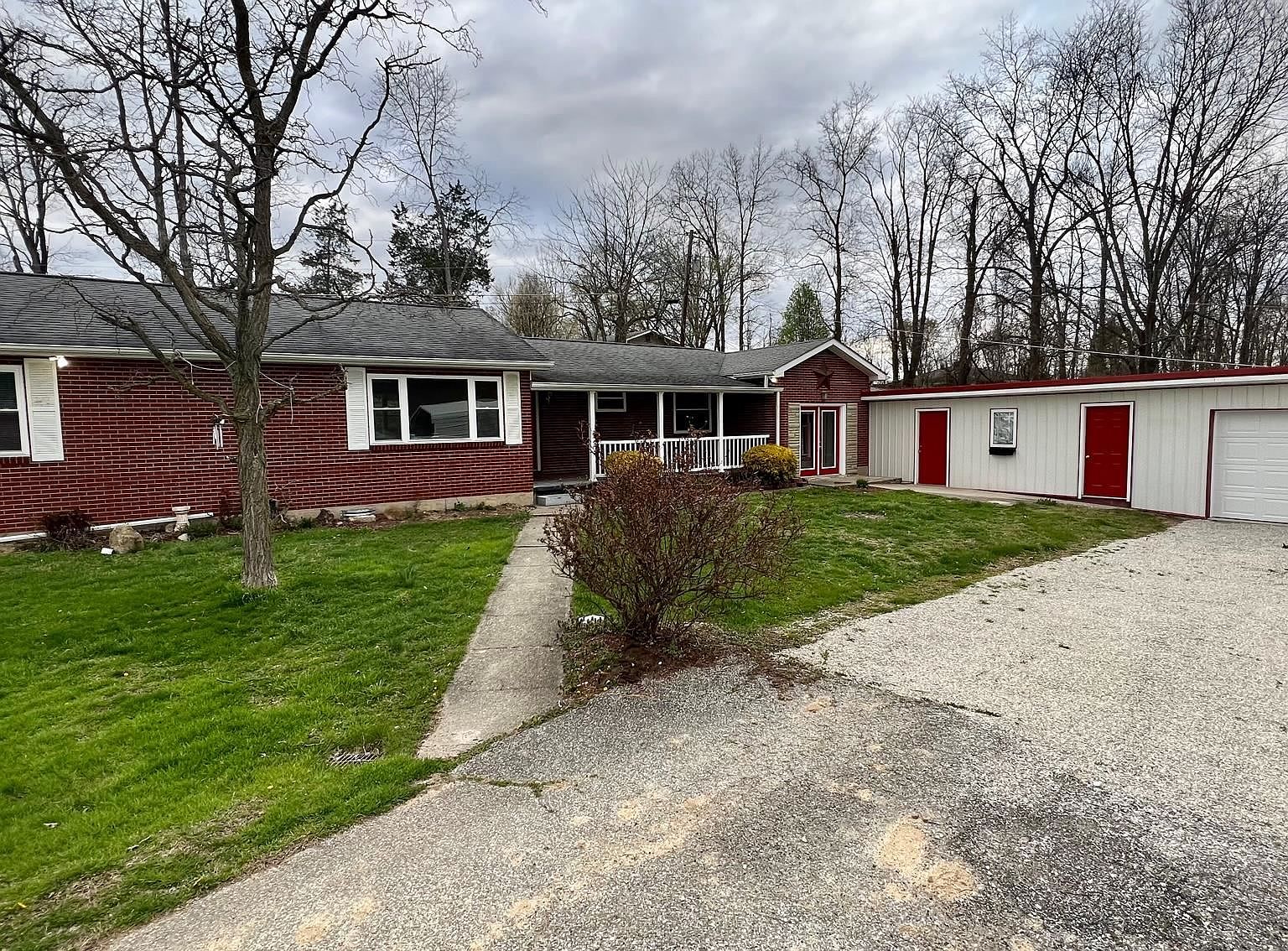 11611 Webb Ct, Ashland, KY 41102 | Zillow