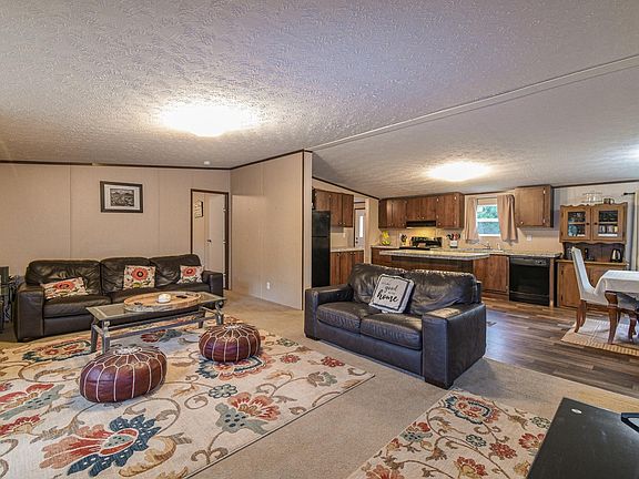 7362 Washington Ave, Montgomery, TX 77316 | MLS #24112669 | Zillow