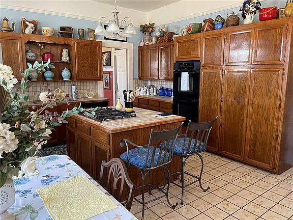 1031 Dogwood Ln, Mccomb, MS 39648 | Zillow