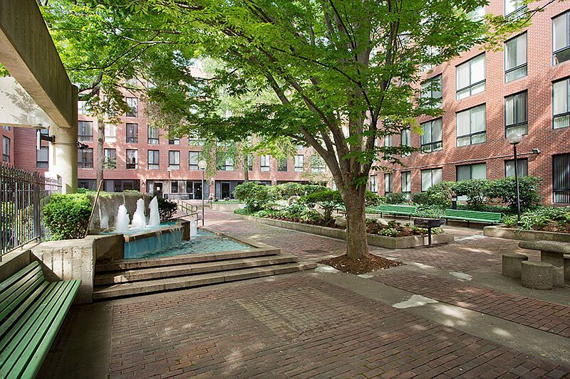 Christopher Columbus Plaza - 145 Commercial St Boston MA | Zillow