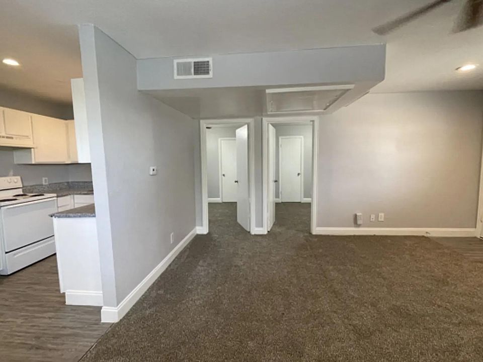 Ridge and Parkdale - 9211 Dale Lane Ct White Settlement TX | Zillow