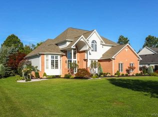 7146 Pendale Cir, North Tonawanda, NY 14120 | Zillow