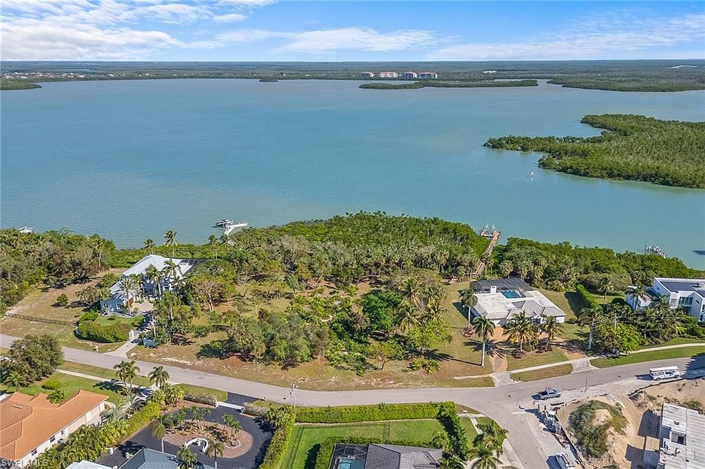 849 Caxambas Dr, Marco Island, FL 34145 | MLS #224085967 | Zillow