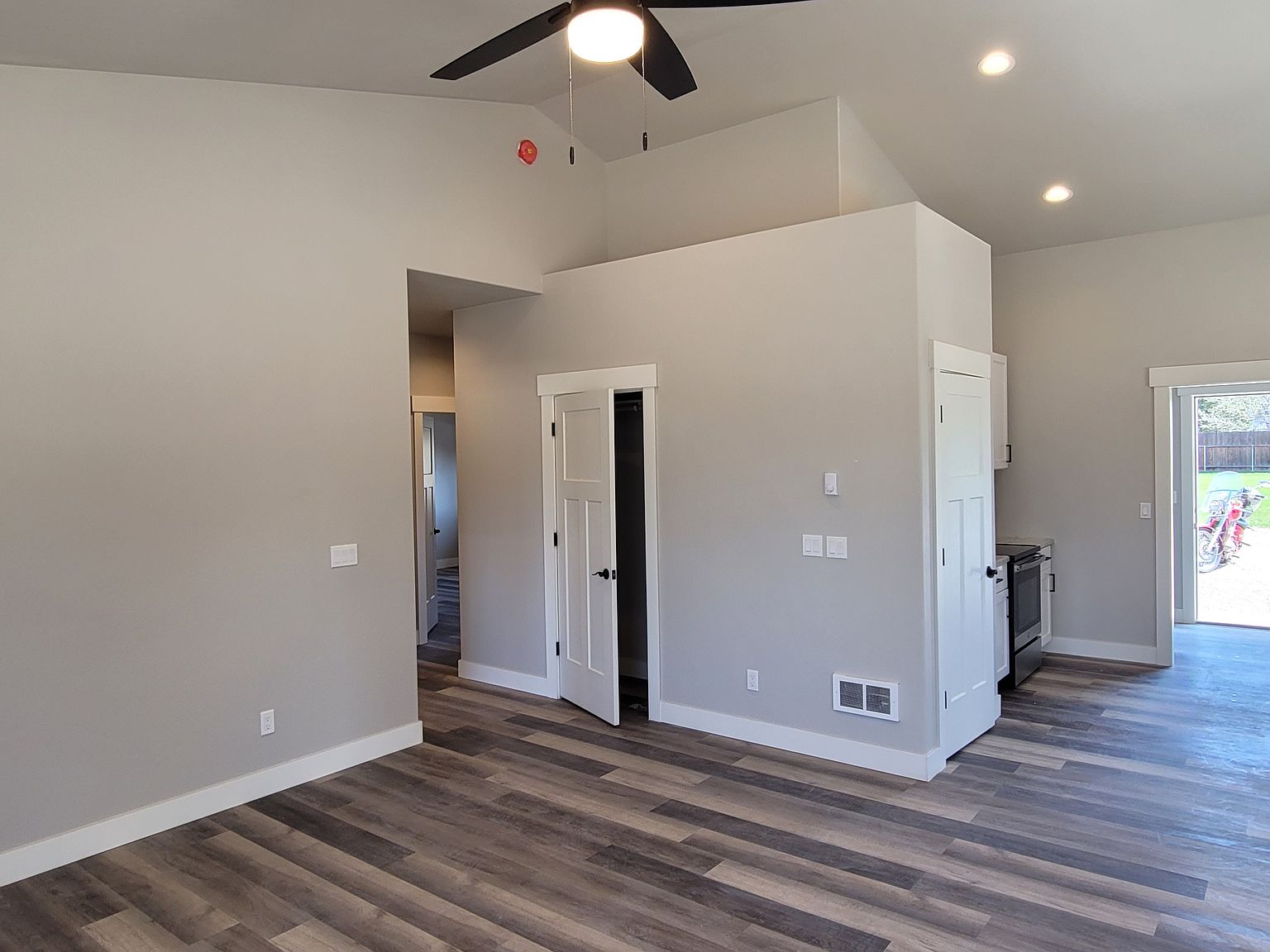 127 Mark Ln, Kalispell, MT 59901 | Zillow