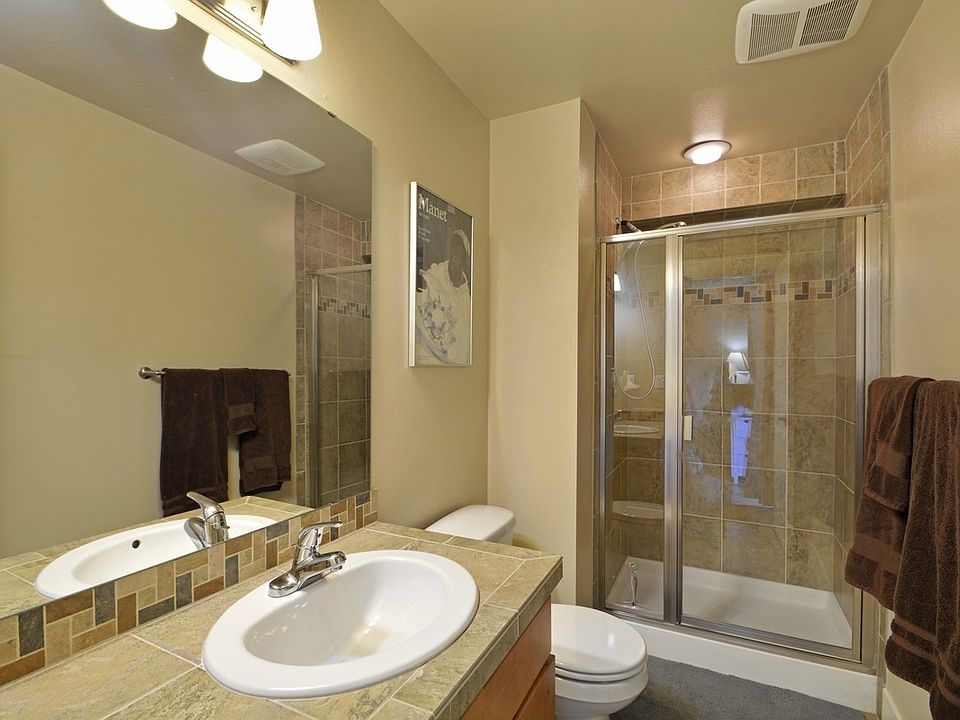 8513B Stone Ave N, Seattle, WA 98103 | Zillow