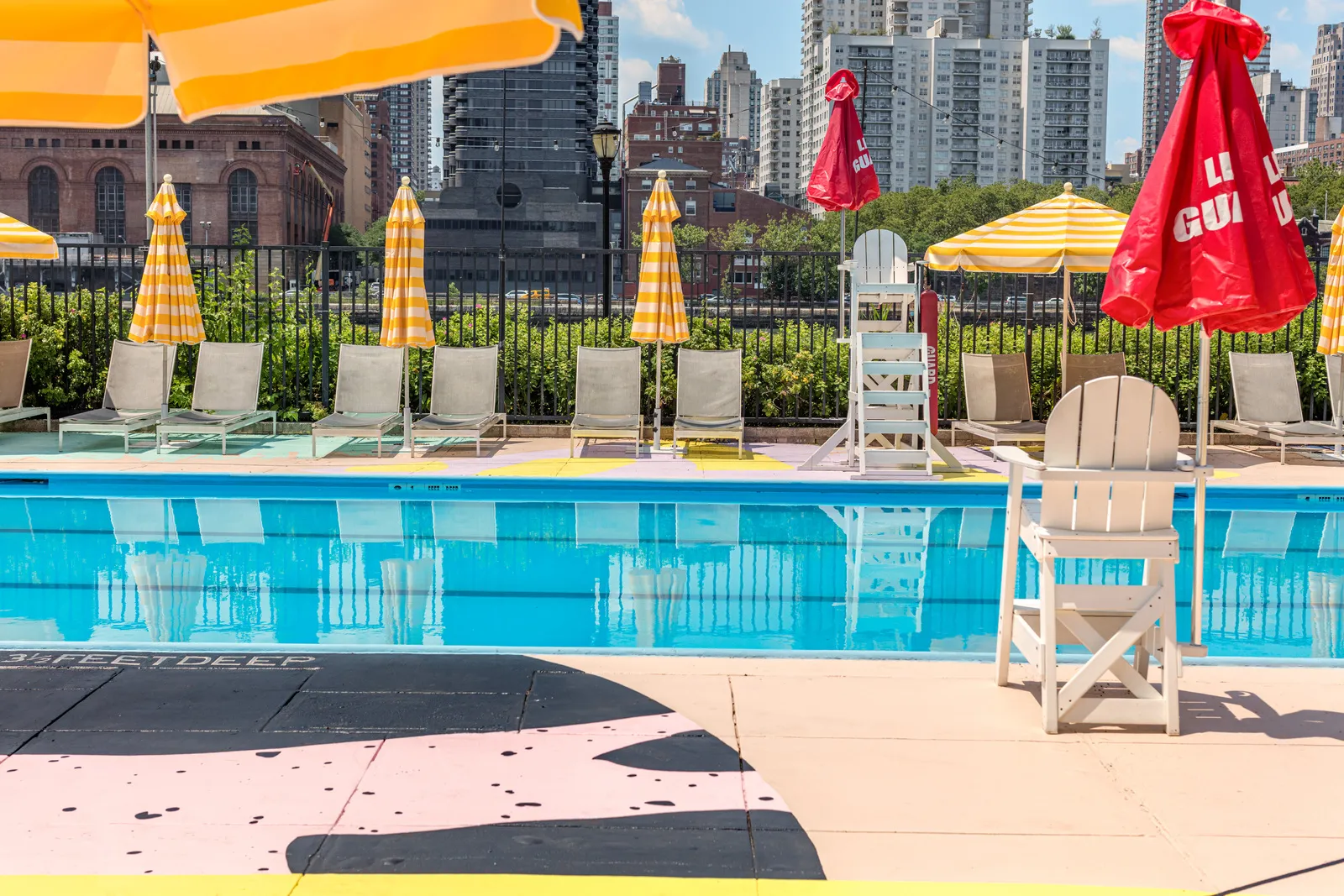 Manhattan Park at 10 River Road in Roosevelt Island : Sales, Rentals ...