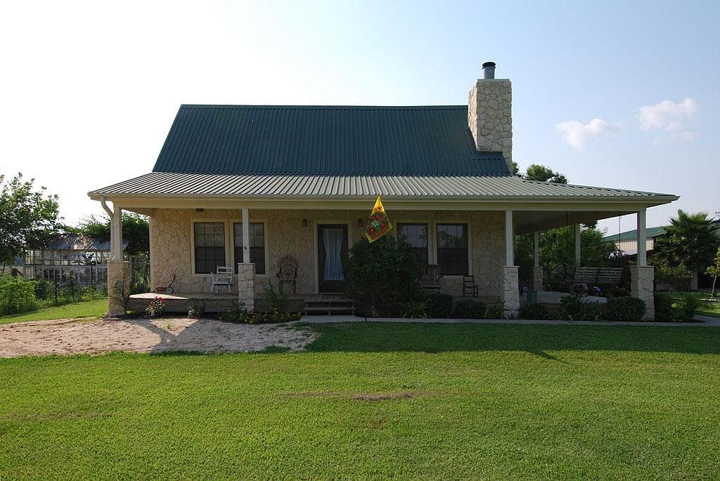 6902 Bar O Ranch Rd, Santa Fe, TX 77517 | Zillow
