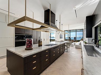 5310 N Bay Rd, Miami Beach, FL 33140 | Zillow