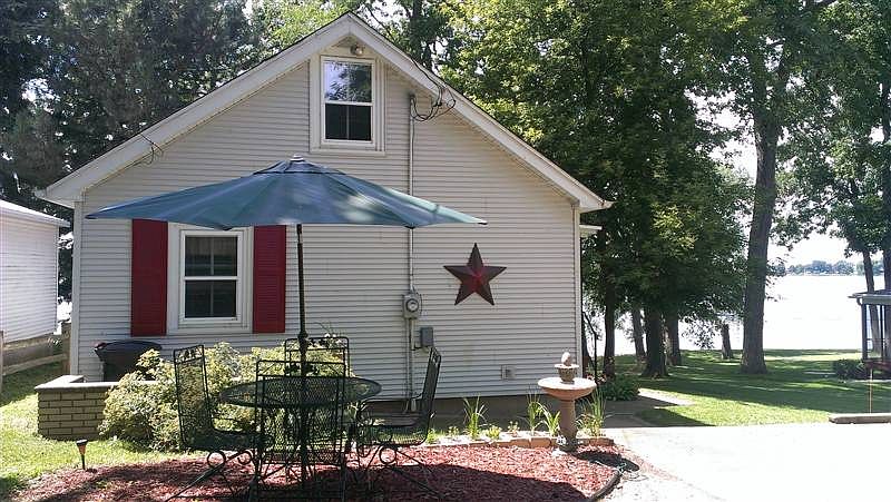 W9245 S Sunset Point Rd, Beaver Dam, WI 53916 | Zillow