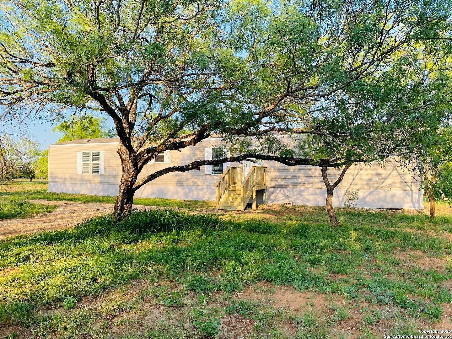 149 County Road 2666, Moore, TX 78057 | Zillow
