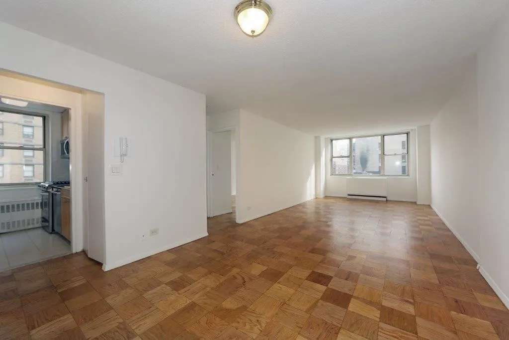 154 East 29th Street #1404 in Kips Bay, Manhattan | StreetEasy