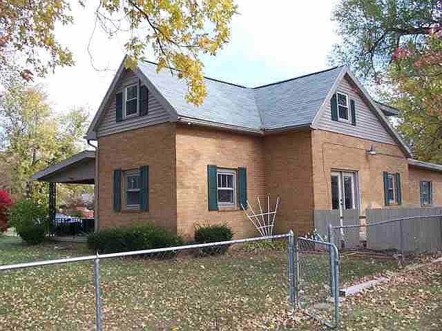 7616 S County Road 200 W, Muncie, IN 47302 | Zillow