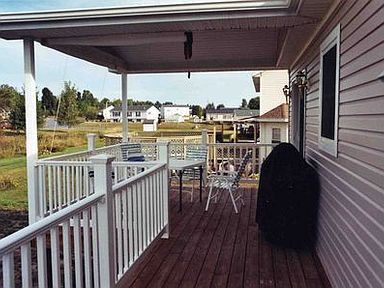 8 Homestead Dr, Plattsburgh, NY 12901 | Zillow
