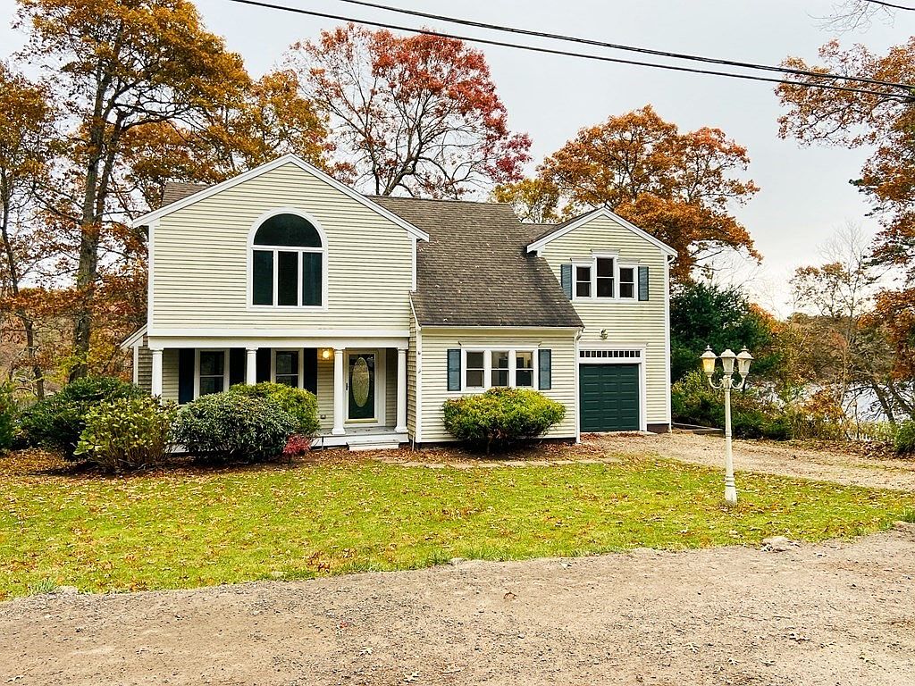 9 Shore Dr, Forestdale, MA 02644 | Zillow