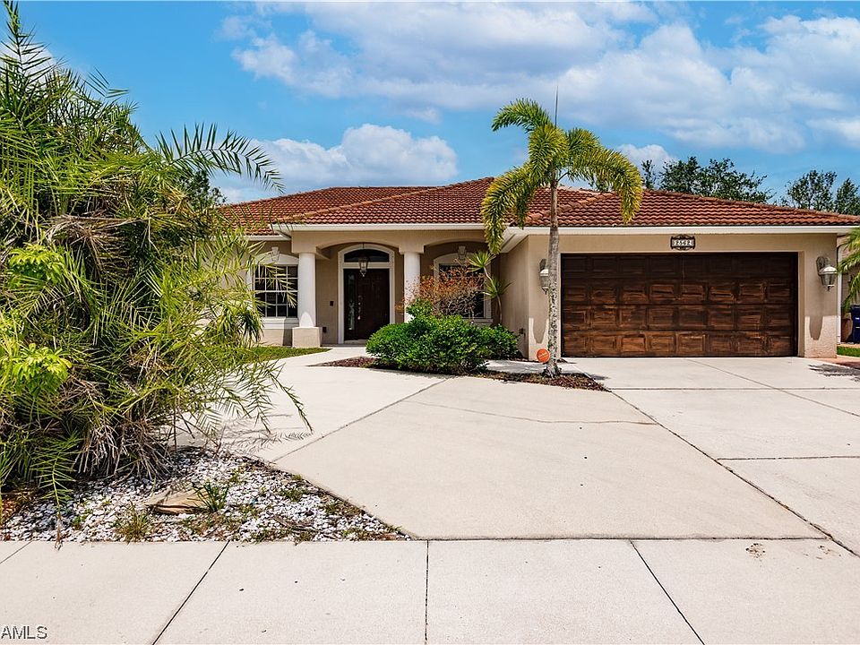 2562 Nature Pointe Loop Fort Myers Fl 33905 Zillow