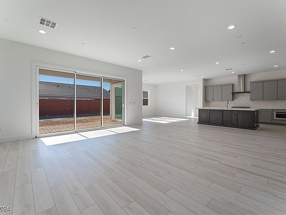5721 Granite Landing Ct, Las Vegas, NV 89131 | Zillow