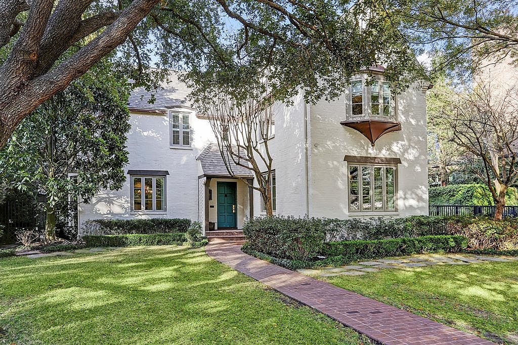3208 Huntingdon Pl, Houston, TX 77019 | Zillow