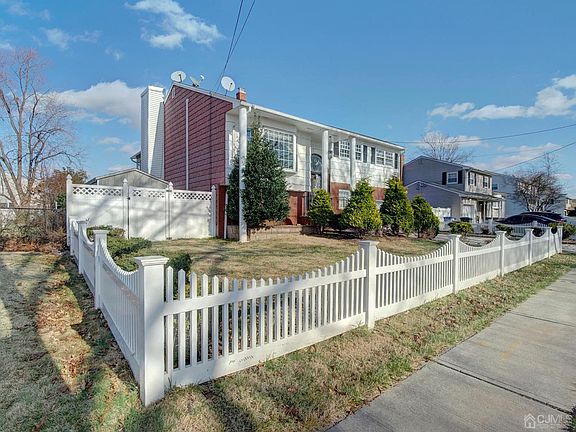 49 Dawn Dr, Port Reading, NJ 07064 | MLS #2407094R | Zillow