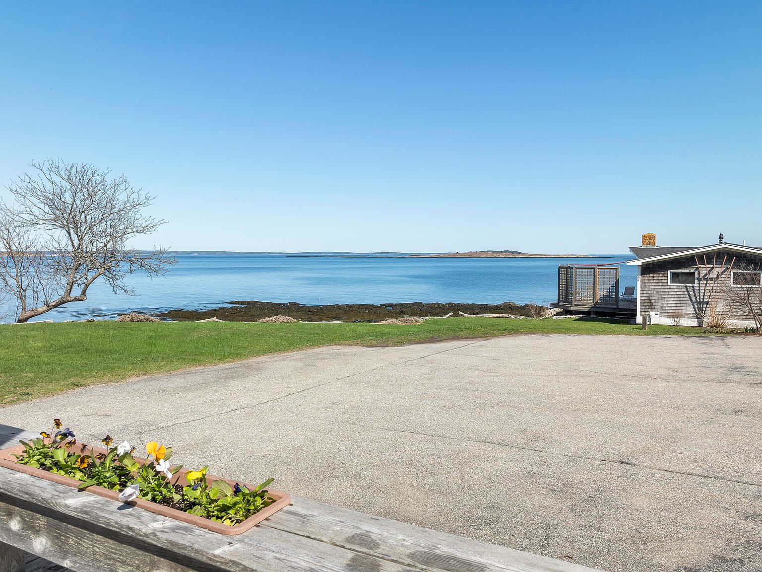 4 Linnell Drive, Bailey Island, ME 04003 | Zillow