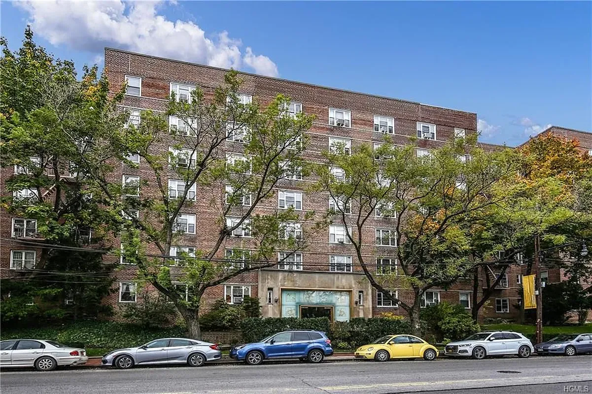 5601 Riverdale Avenue #5T in Riverdale, Bronx | StreetEasy