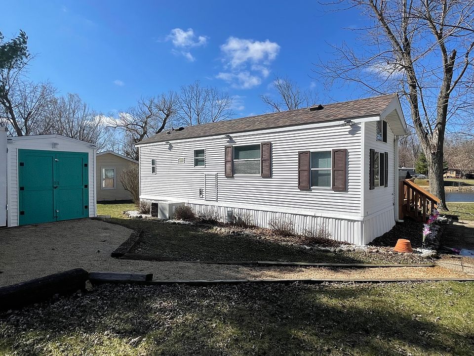 23-46 Woodhaven Lakes St, Sublette, IL 61367 | Zillow