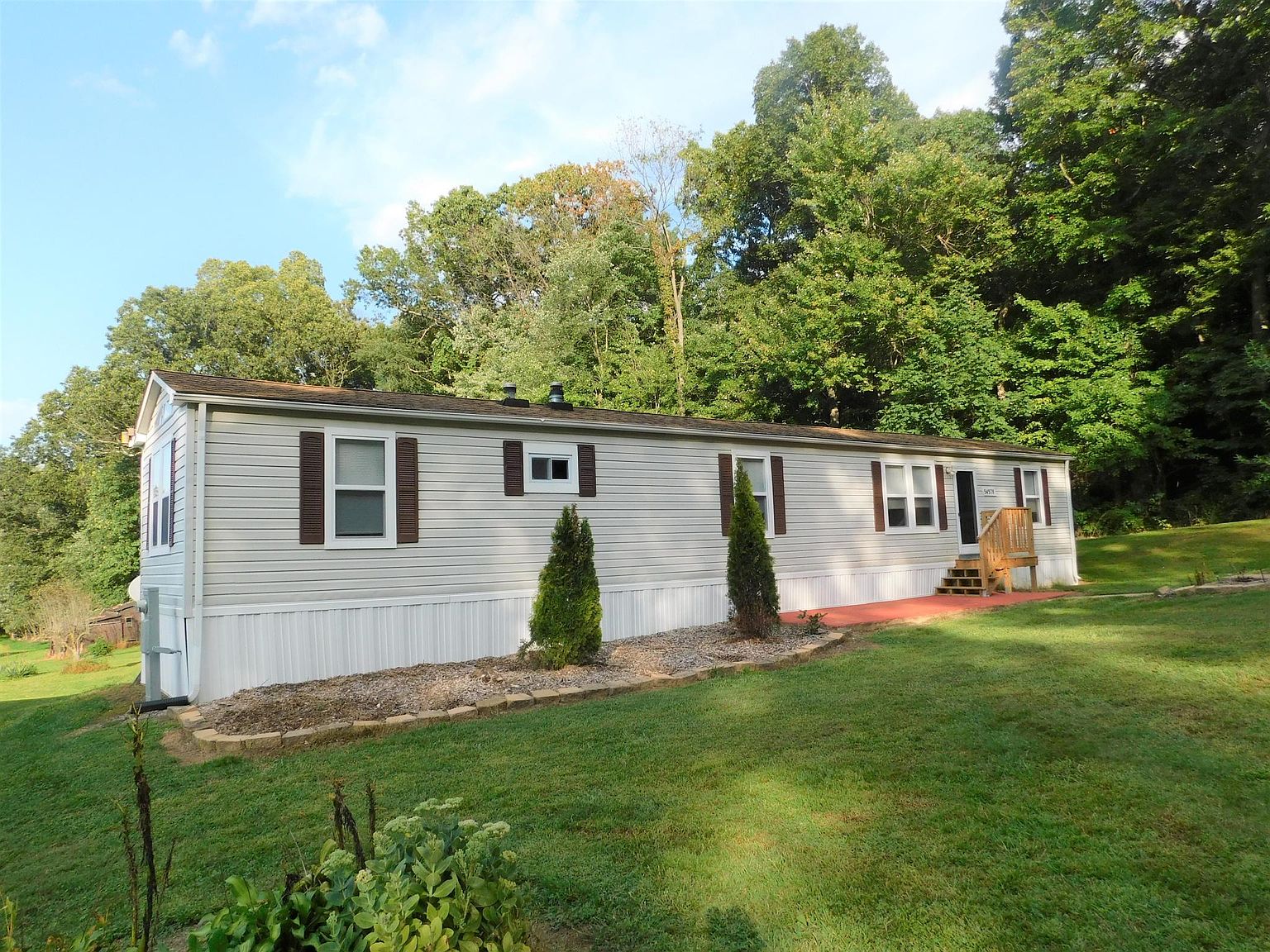 5457R Long Corner Rd, White Hall, MD 21161 | Zillow