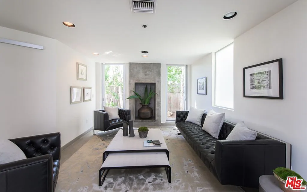 Abandoned: Inside Mary J. Blige's Former Hollywood Hills Mansion ...