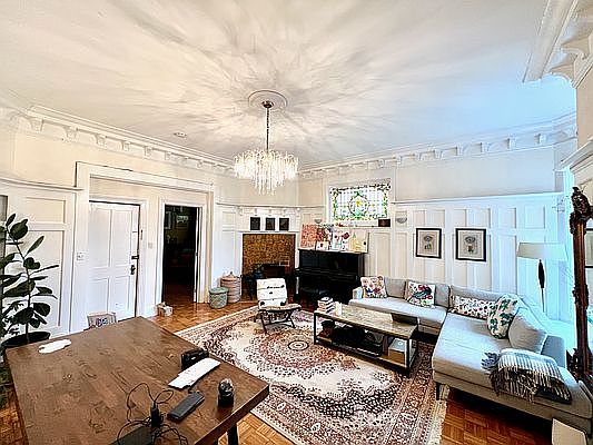 463 Clinton Ave APT 3, Brooklyn, NY 11238 | Zillow